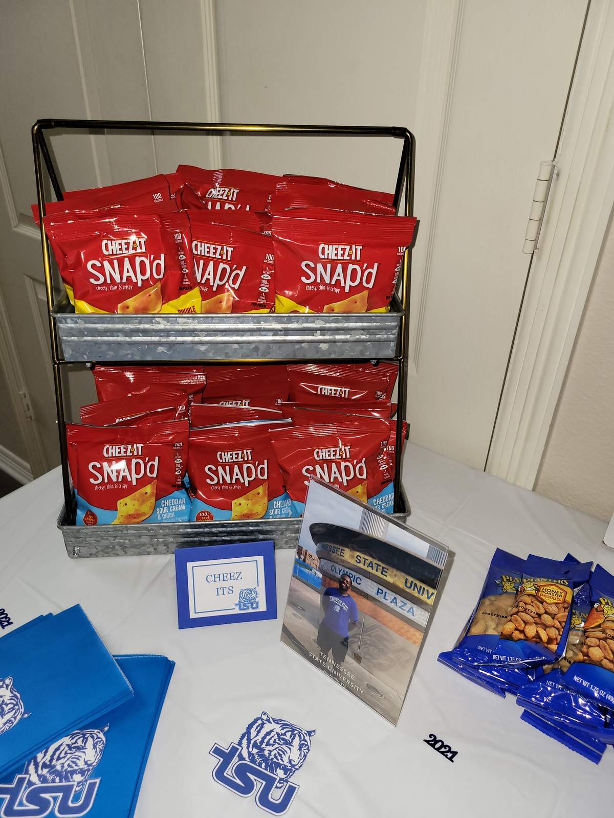 TSU Graduation/End of School Party Ideas | Photo 1 of 23 | Catch My Party