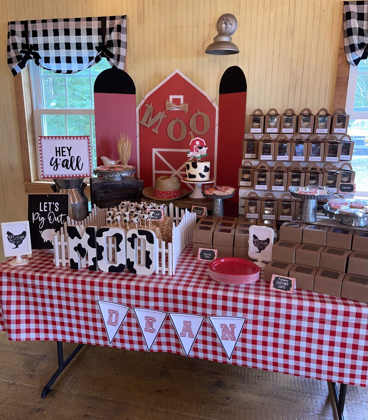 Barnyard Bash Birthday Party Ideas | Photo 16 of 23 | Catch My Party