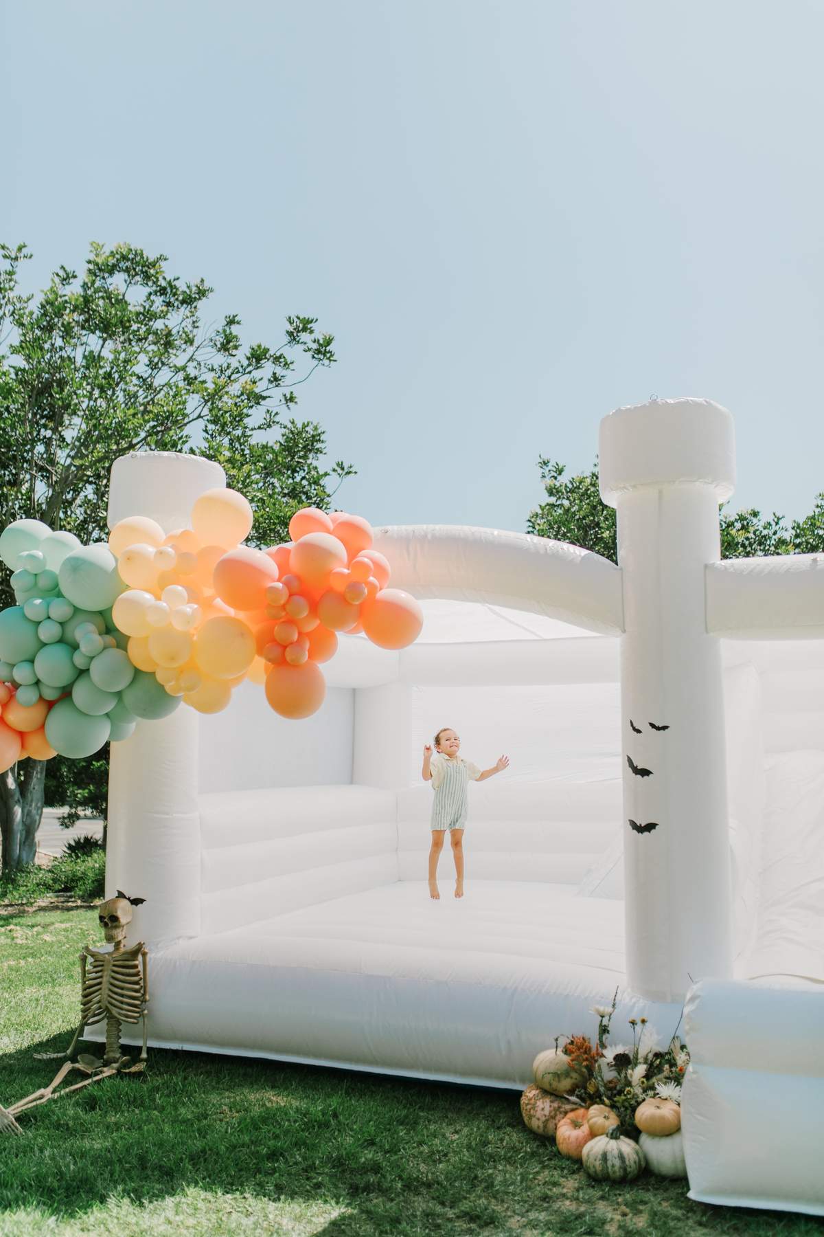 halloween/ghoul vibes Halloween Party Ideas | Photo 41 of 91 | Catch My ...