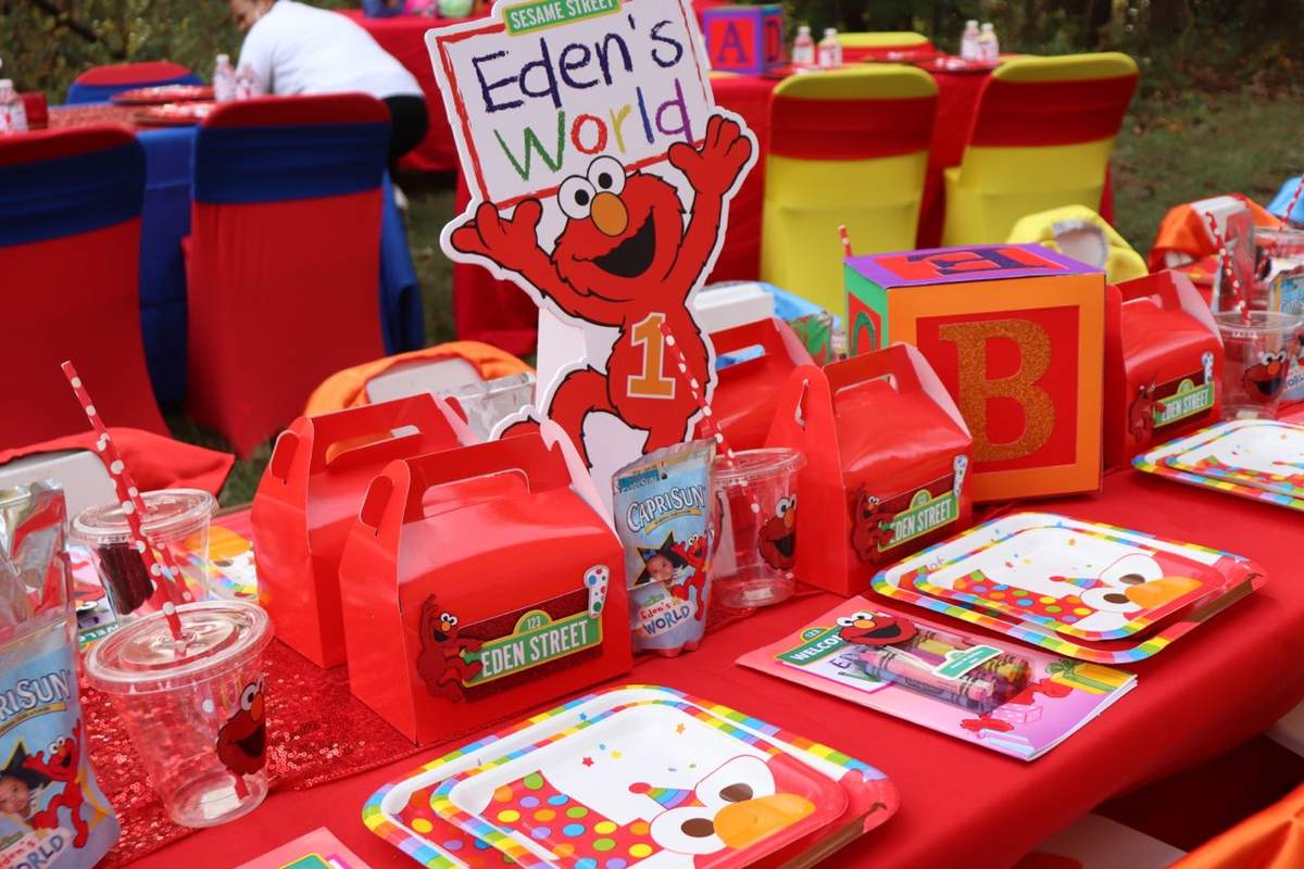 Elmo & Friends Birthday Party Ideas | Photo 10 of 20 | Catch My Party