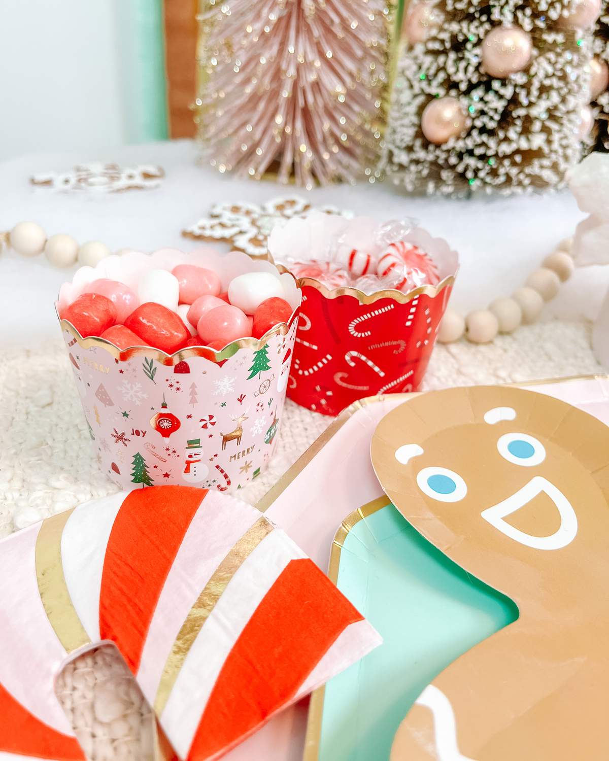 Gingerbread Man Christmas/Holiday Party Ideas | Photo 8 of 8 | Catch My ...