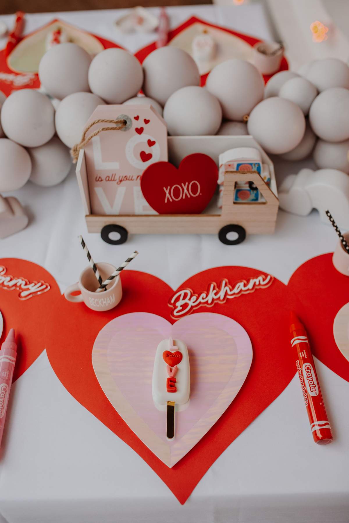 XOXO Birthday Party Ideas | Photo 12 of 35 | Catch My Party