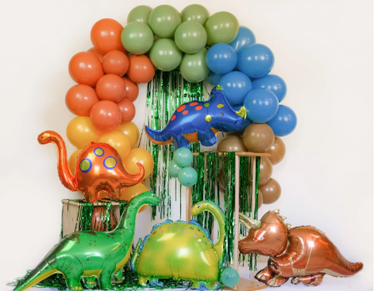 Dino-mite Dinosaur / Birthday "How to Throw a Dino-mite Dinosaur Party ...