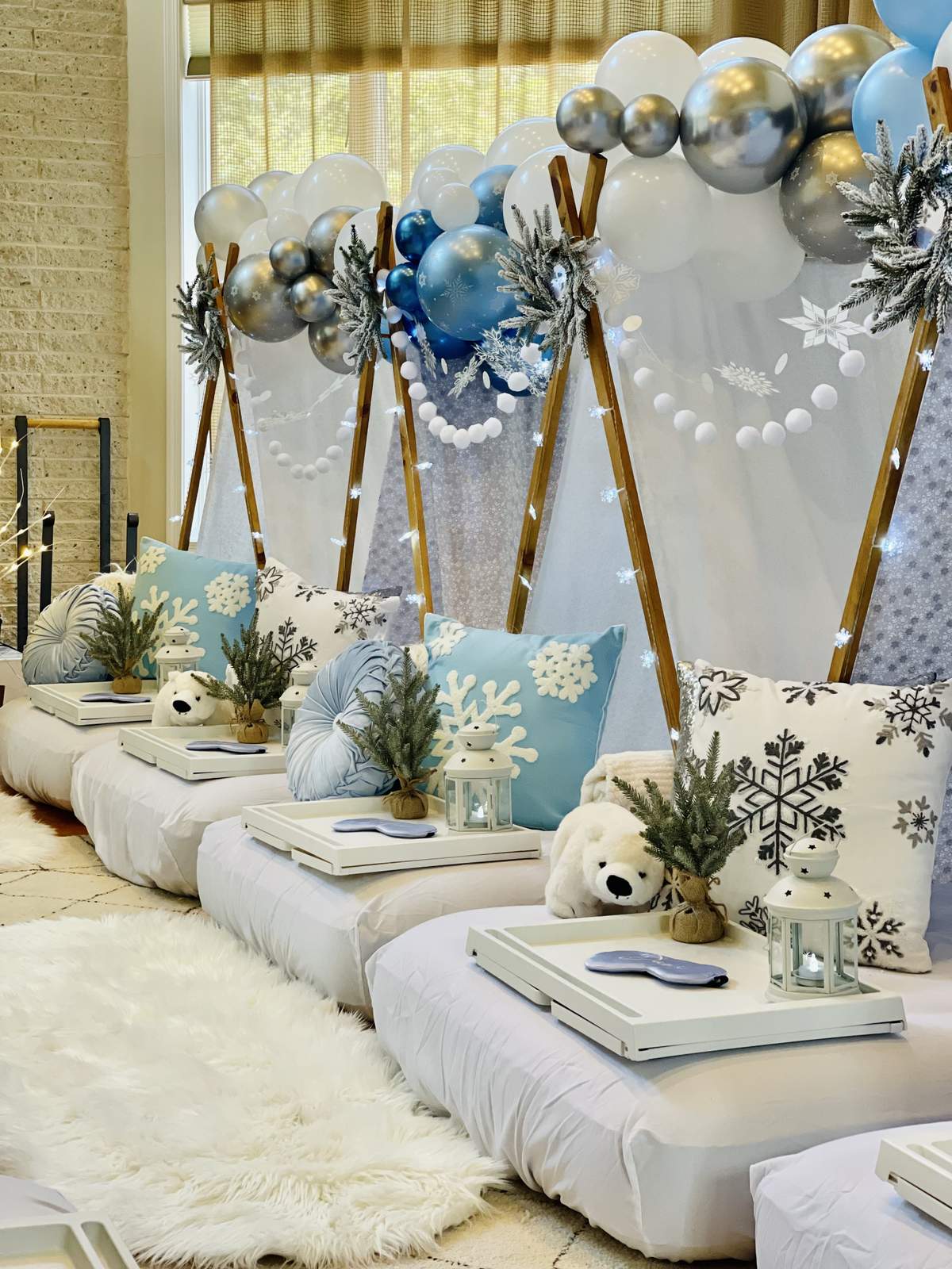 Winter Wonderland Birthday Party Ideas | Photo 2 of 17 | Catch My Party