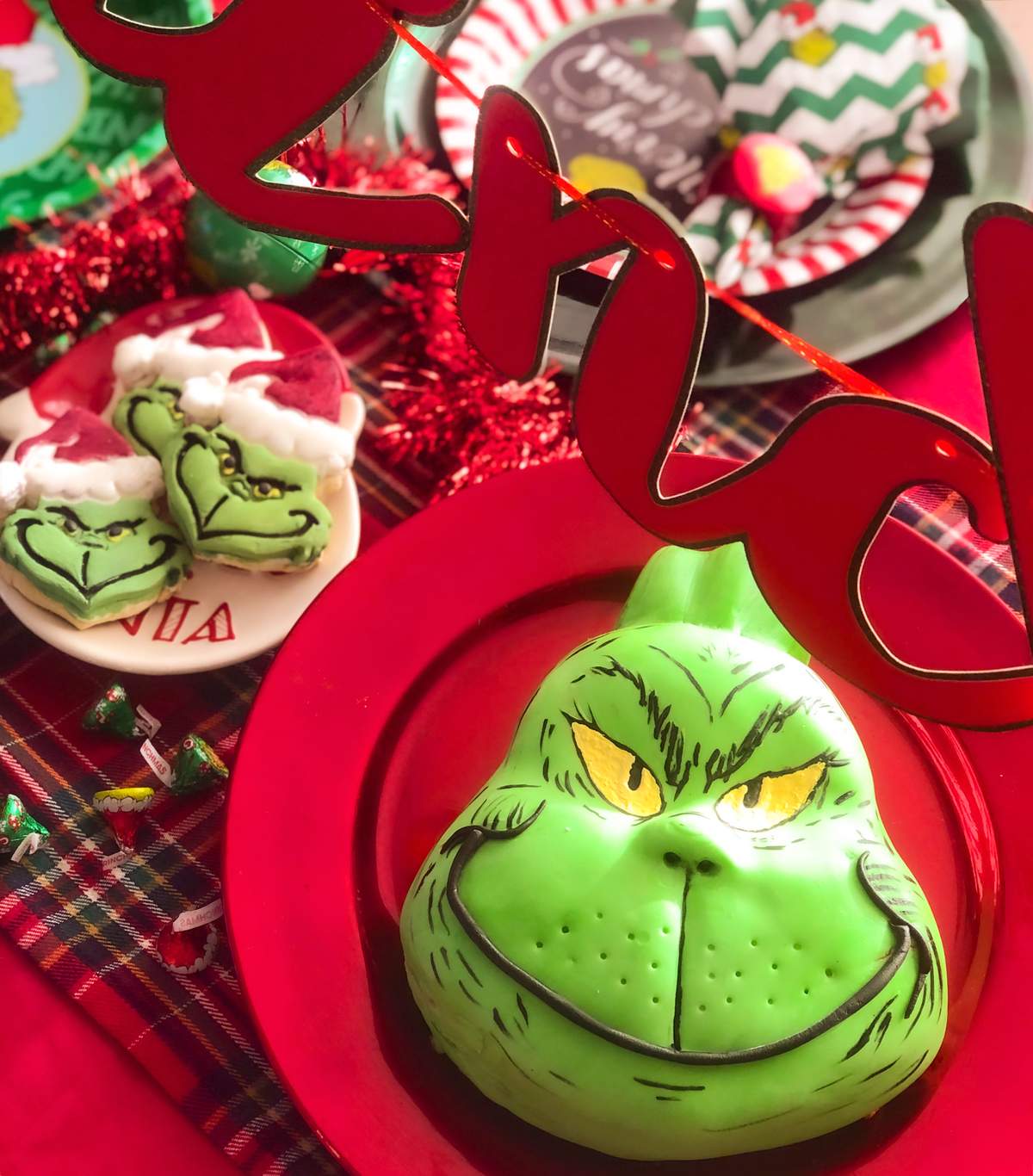 Christmas grinch party Christmas/Holiday Party Ideas | Photo 3 of 8 ...
