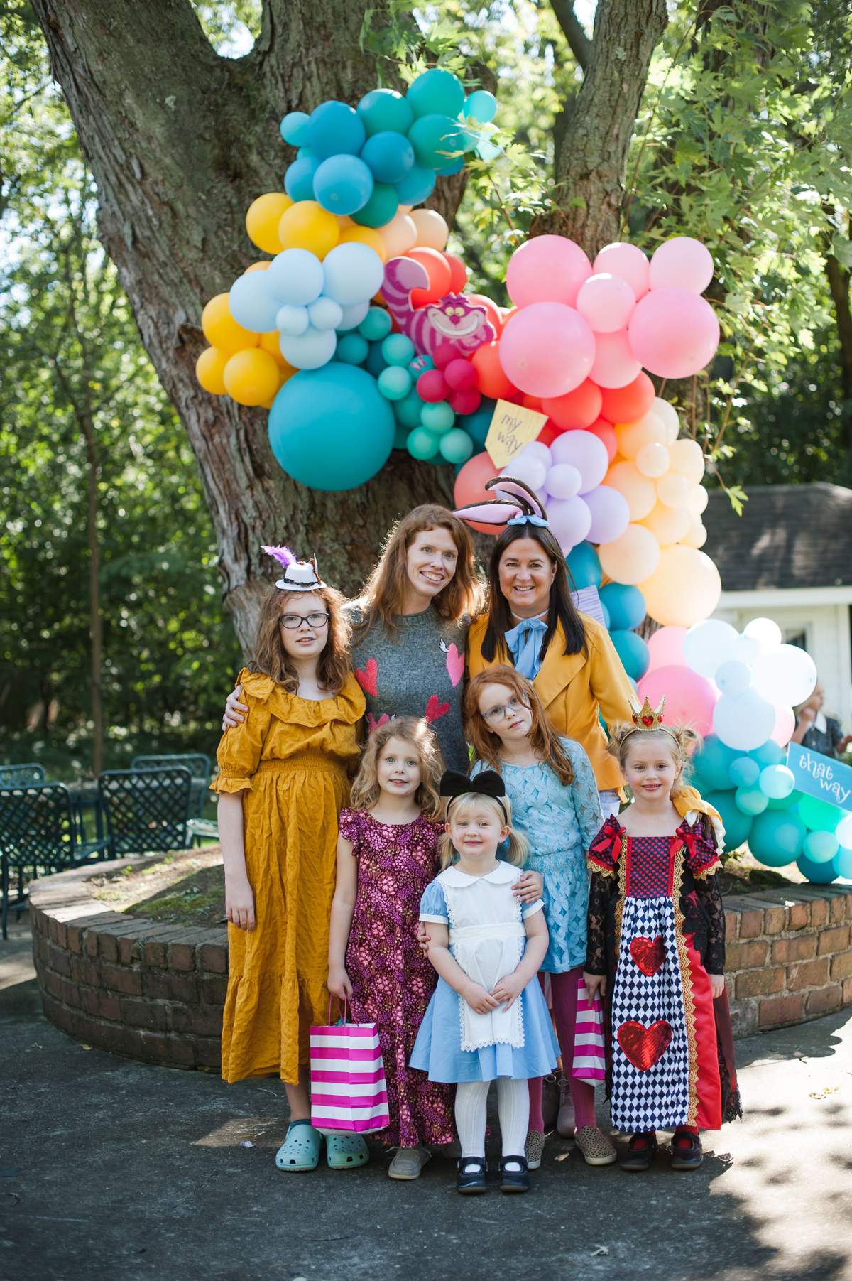 Alice in Wonderland Birthday Party Ideas | Photo 2 of 168 | Catch My Party