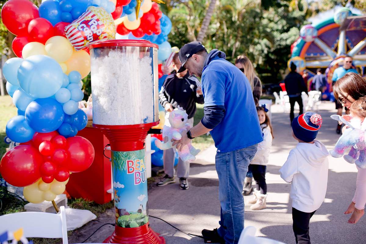 Carnival Birthday Party Ideas | Photo 36 of 41 | Catch My Party