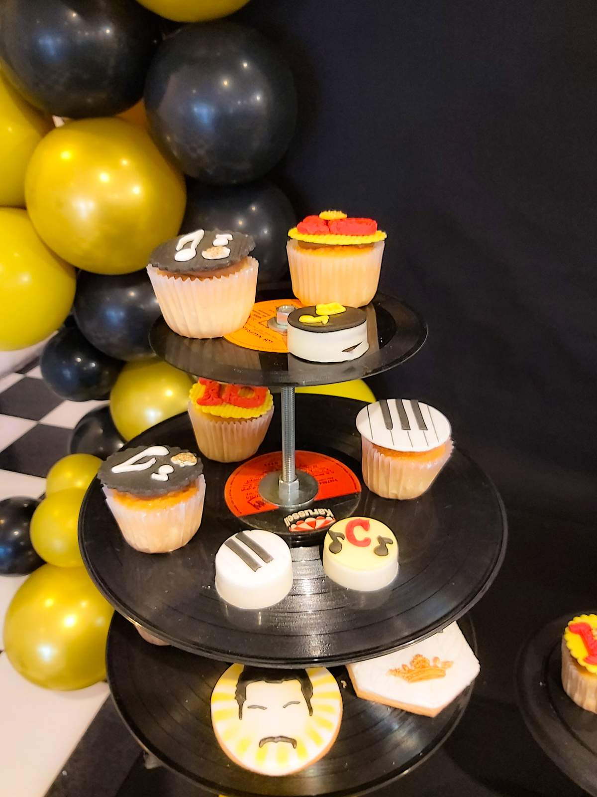 Queen - Freddie Mercury Party Birthday Party Ideas | Photo 4 of 10 ...