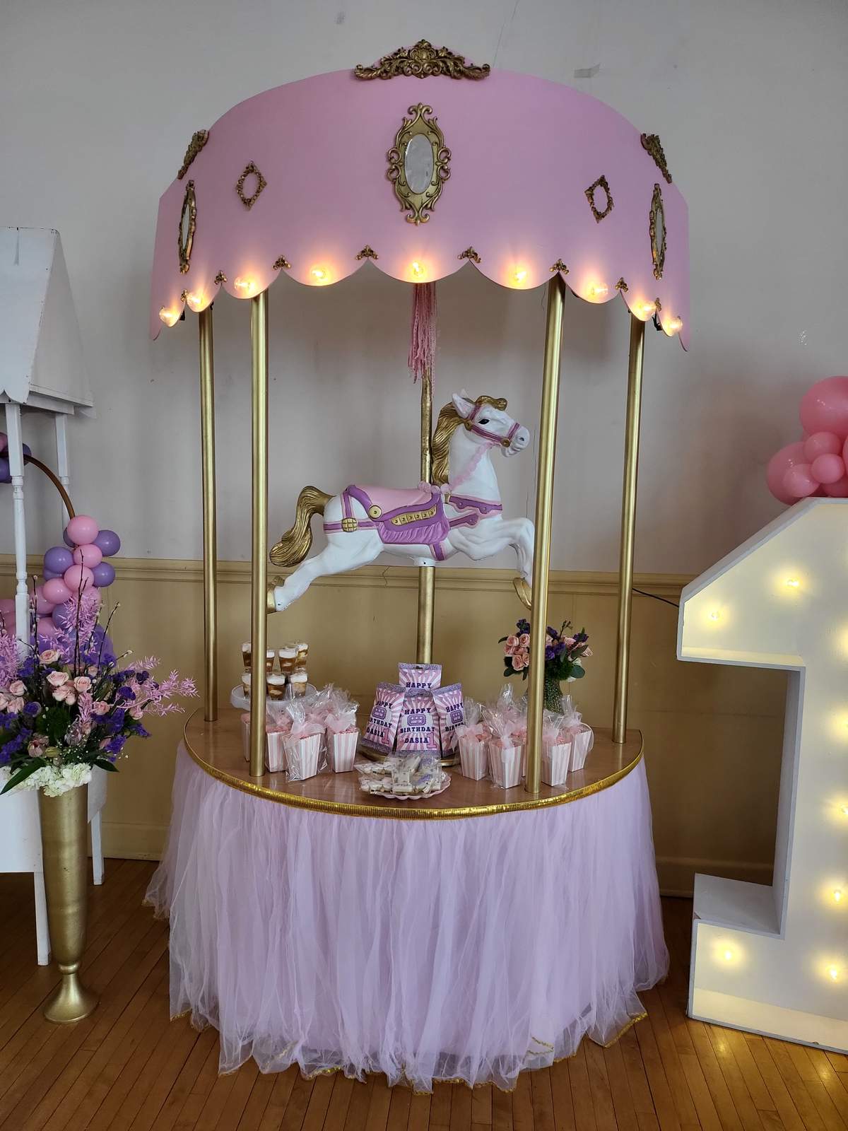 Carousel Birthday Party Ideas | Photo 1 of 18 | Catch My Party