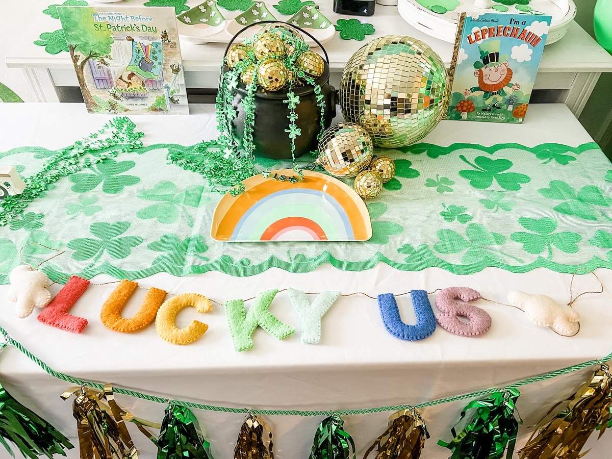 St. Patrick's Day St. Patrick's Day Party Ideas | Photo 1 of 18 | Catch ...