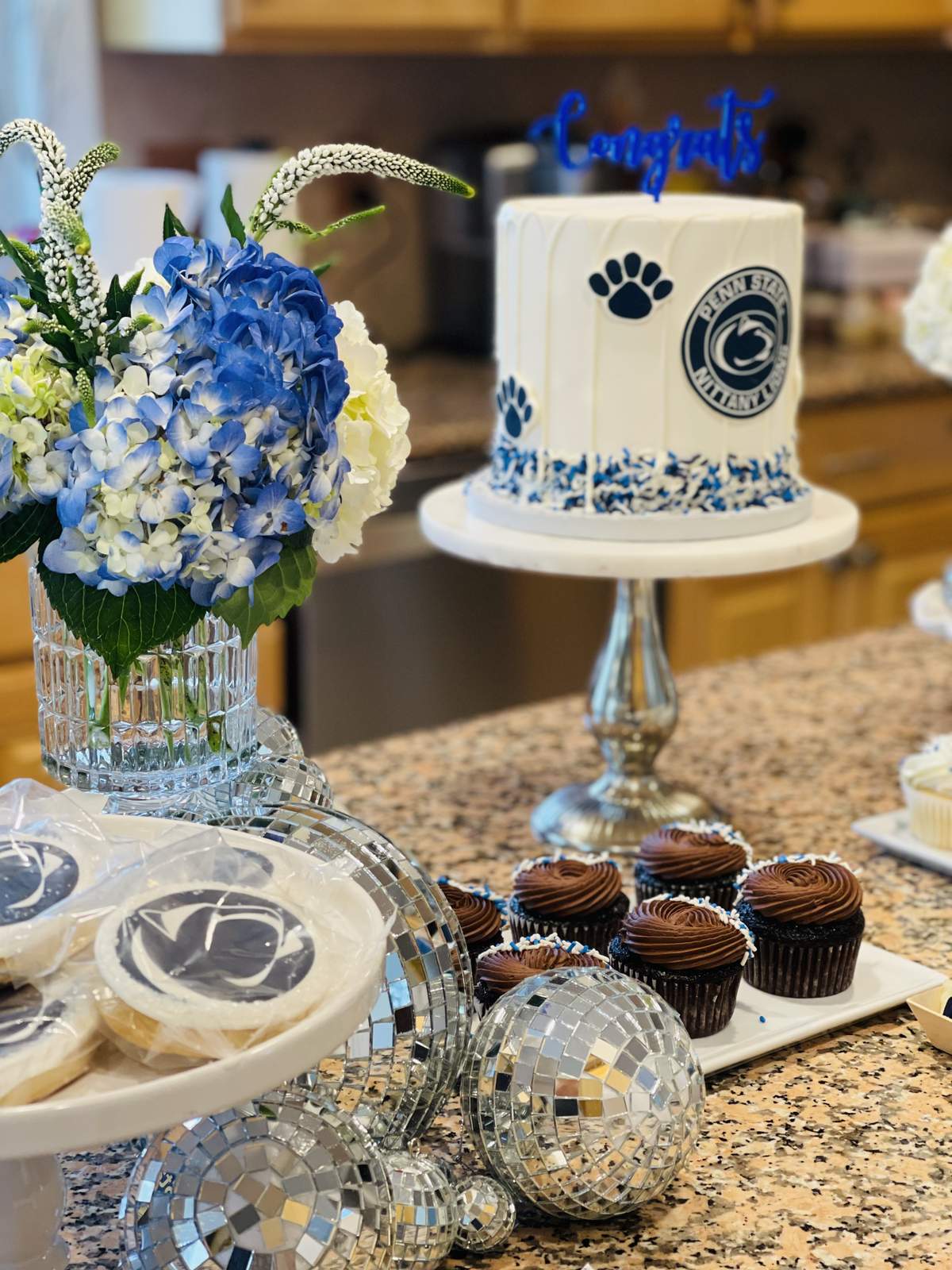 College Bed Party PSU Graduation/End of School Party Ideas | Photo 4 of ...