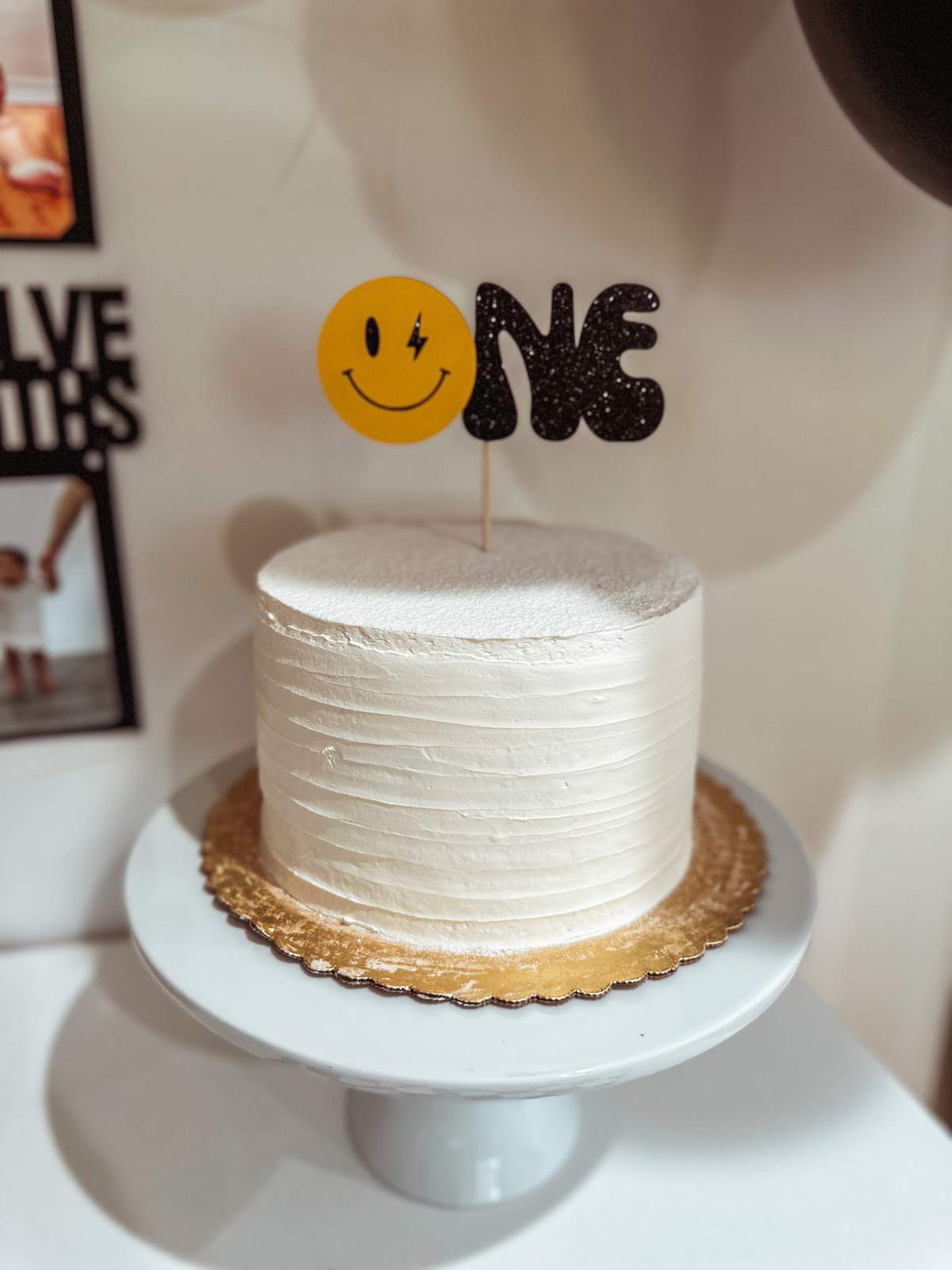 Smiley faces! Birthday Party Ideas | Photo 11 of 19 | Catch My Party