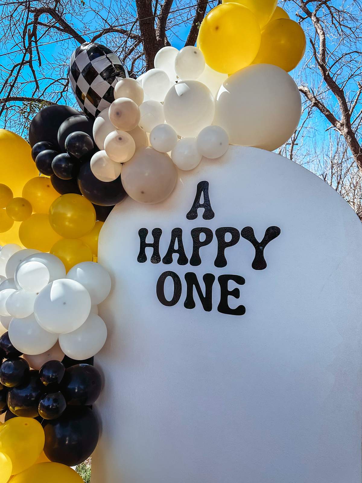 Smiley faces! Birthday Party Ideas | Photo 11 of 19 | Catch My Party