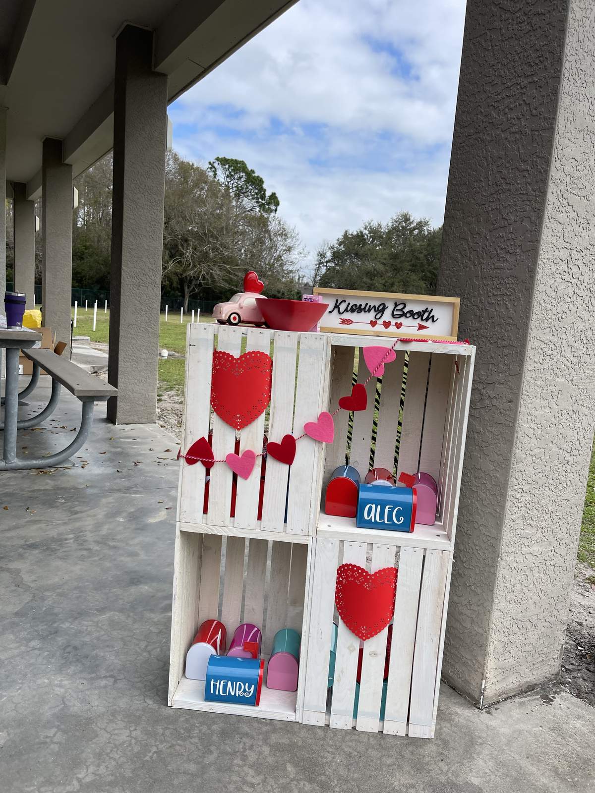 Hearts/ Valentine’s Birthday Party Ideas | Photo 2 of 17 | Catch My Party