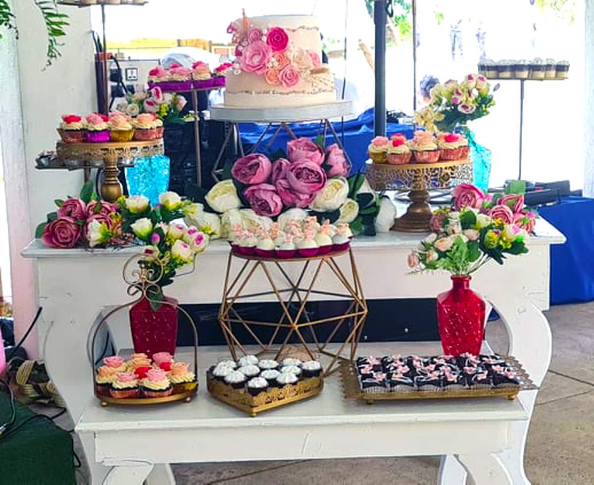 rustic theme Wedding Party Ideas | Photo 10 of 17 | Catch My Party