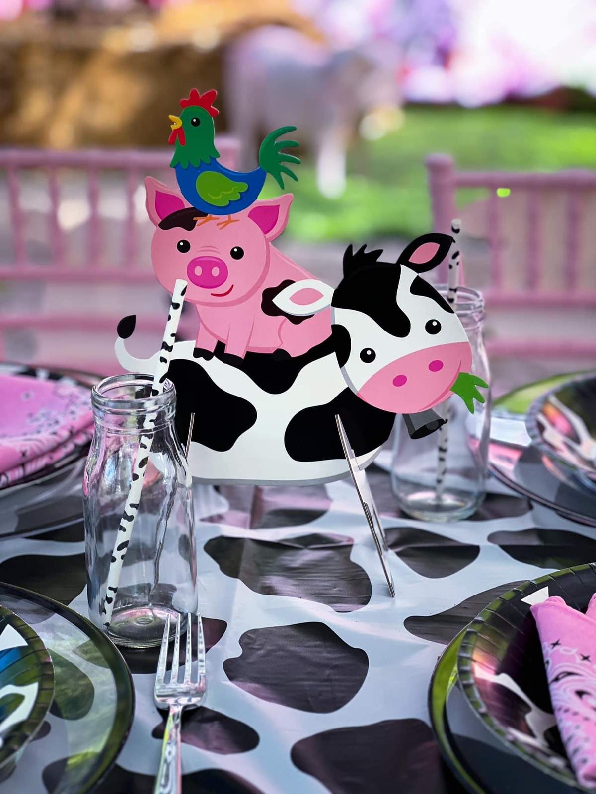 Pink Farm Party Birthday Party Ideas | Photo 6 of 36 | Catch My Party