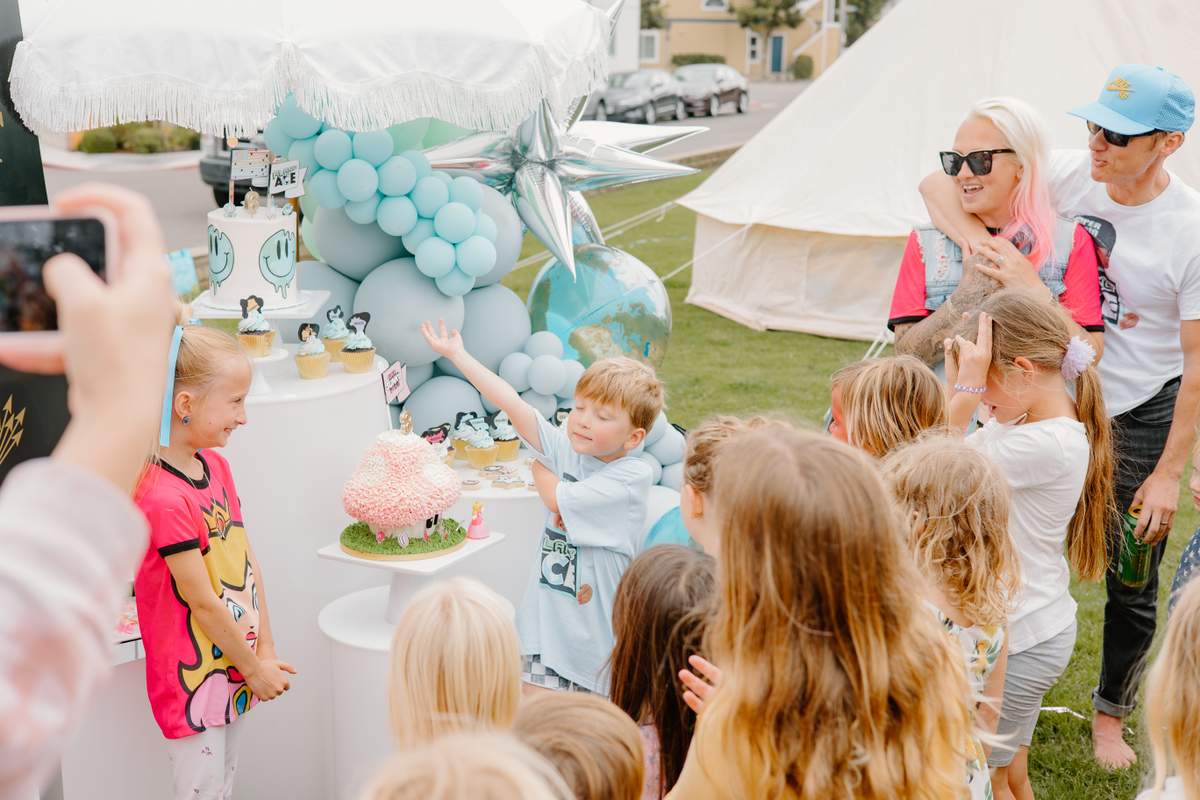 Super Sunny World & Planet Ace Birthday Party Ideas | Photo 333 of 487 ...