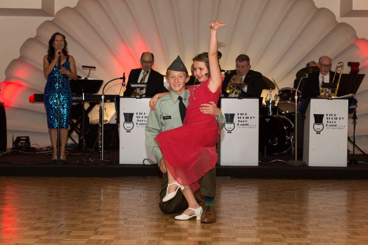 Vintage Hollywood Birthday Party Ideas | Photo 1 of 28 | Catch My Party