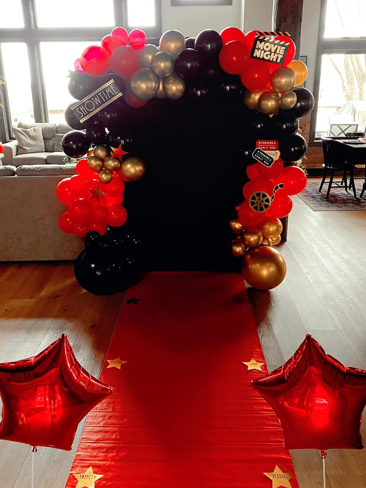 Hollywood Murder Mystery Birthday Party Ideas | Photo 1 of 11 | Catch ...