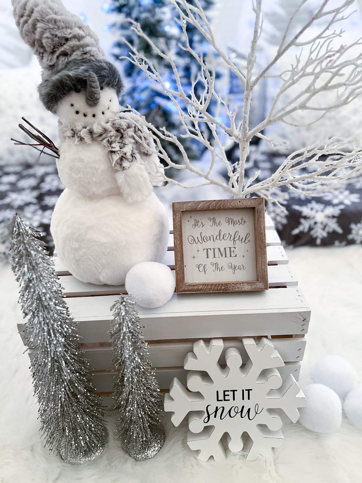 Winter Wonderland Sleepover Birthday Party Ideas | Photo 1 of 6 | Catch ...