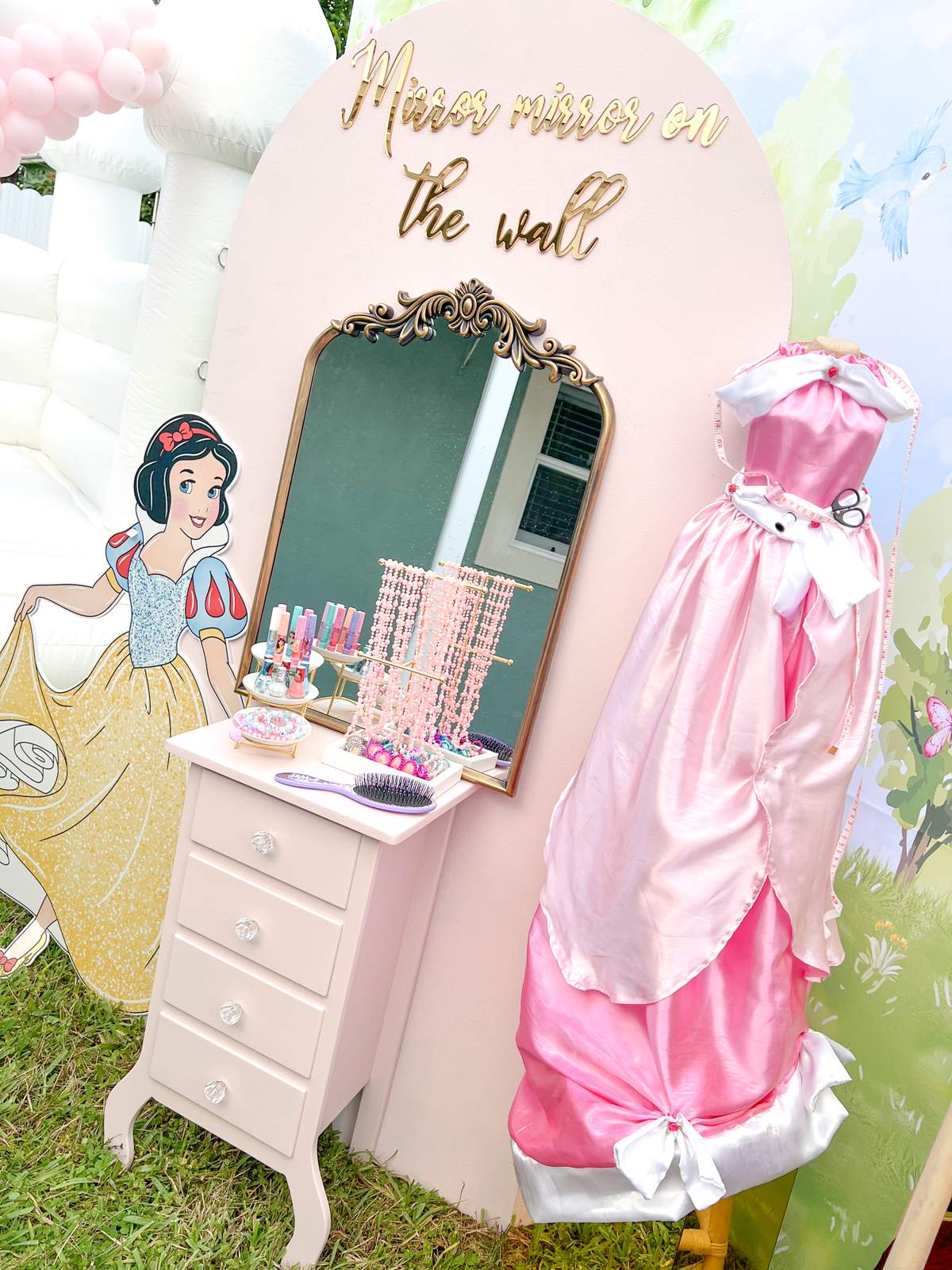 Princess theme Birthday Party Ideas | Photo 29 of 32 | Catch My Party