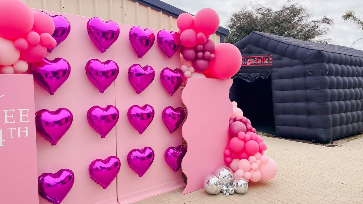 Pink Birthday Party Ideas | Photo 10 of 14 | Catch My Party