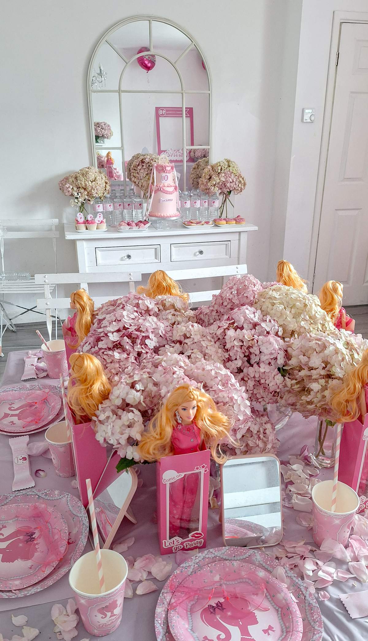 Barbie Birthday Party Ideas | Photo 25 of 48 | Catch My Party