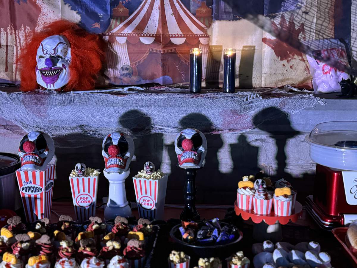 Creepy Carnival/Circus Halloween Party Ideas | Photo 9 of 17 | Catch My ...