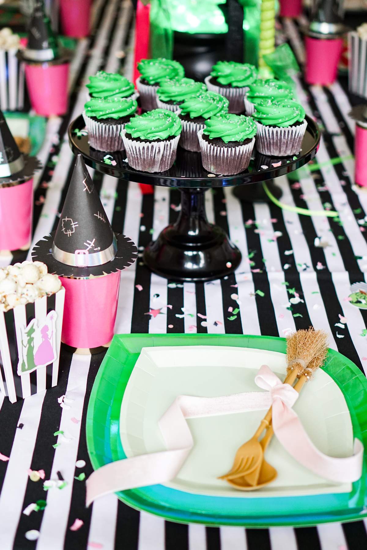 Wicked Themed Birthday Birthday Party Ideas | Photo 2 of 33 | Catch My ...