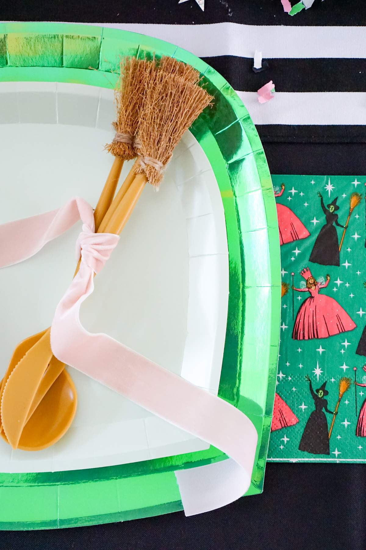 Wicked Themed Birthday Birthday Party Ideas | Photo 1 of 33 | Catch My ...