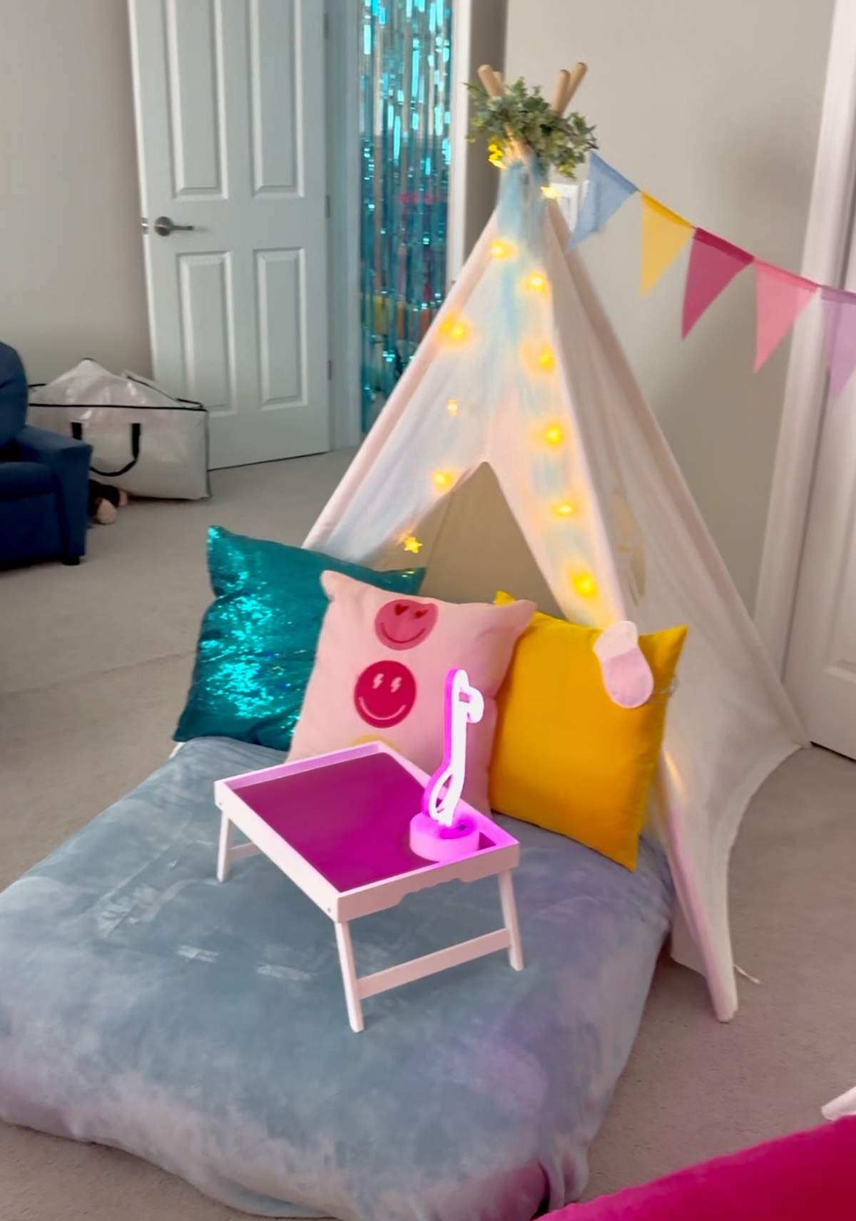 Preppy Birthday Party Ideas | Photo 4 of 4 | Catch My Party