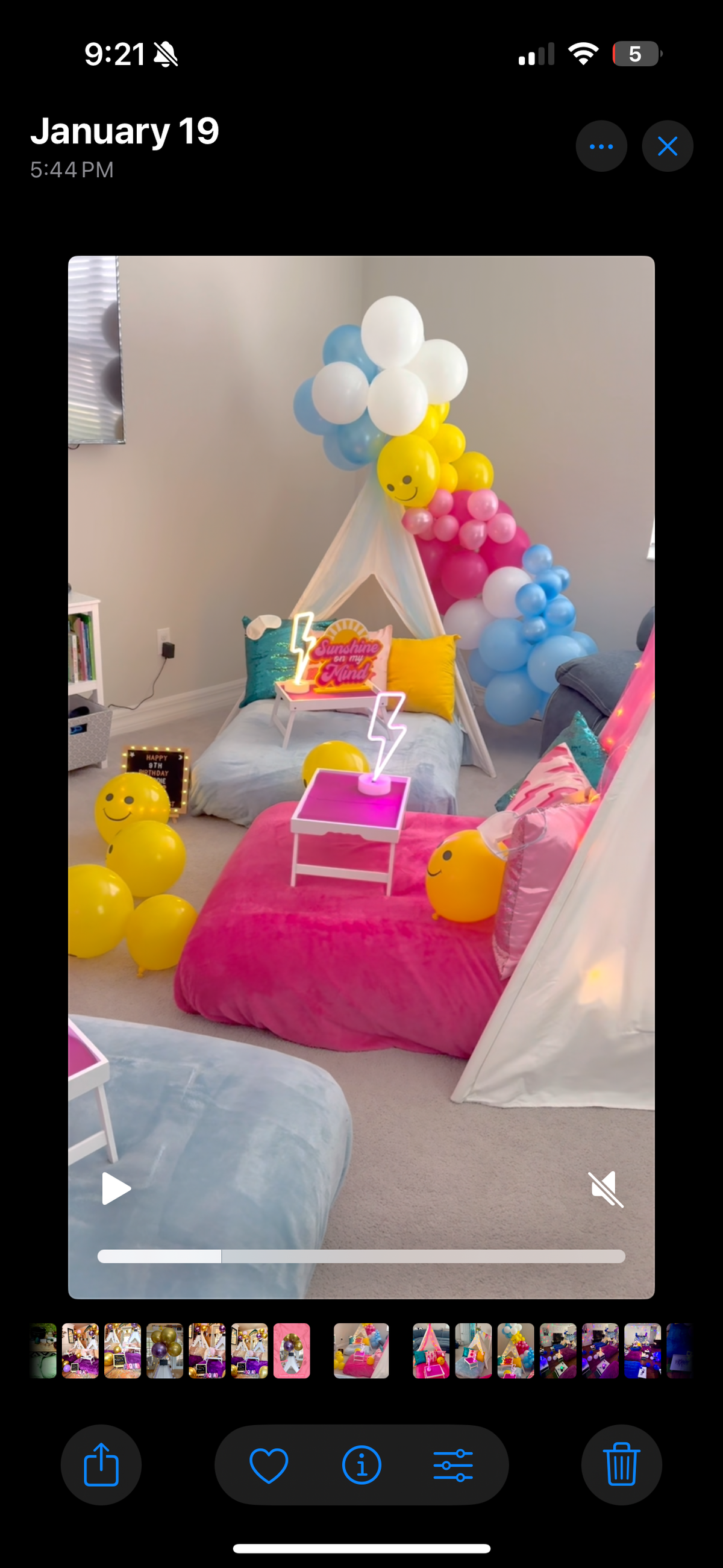 Preppy / Birthday "Sleepover teepee party" | Catch My Party