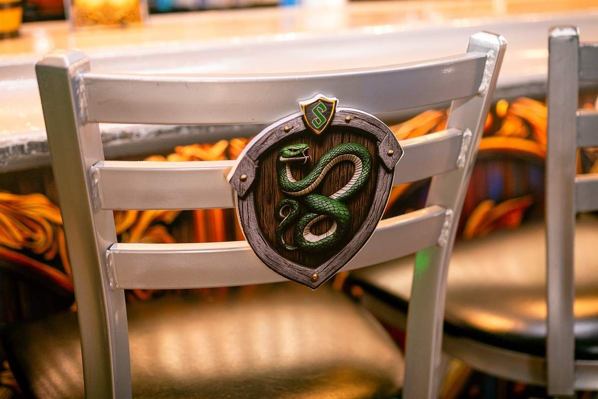 Harry Potter Pop-Up Bar Party Ideas | Photo 3 of 24 | Catch My Party