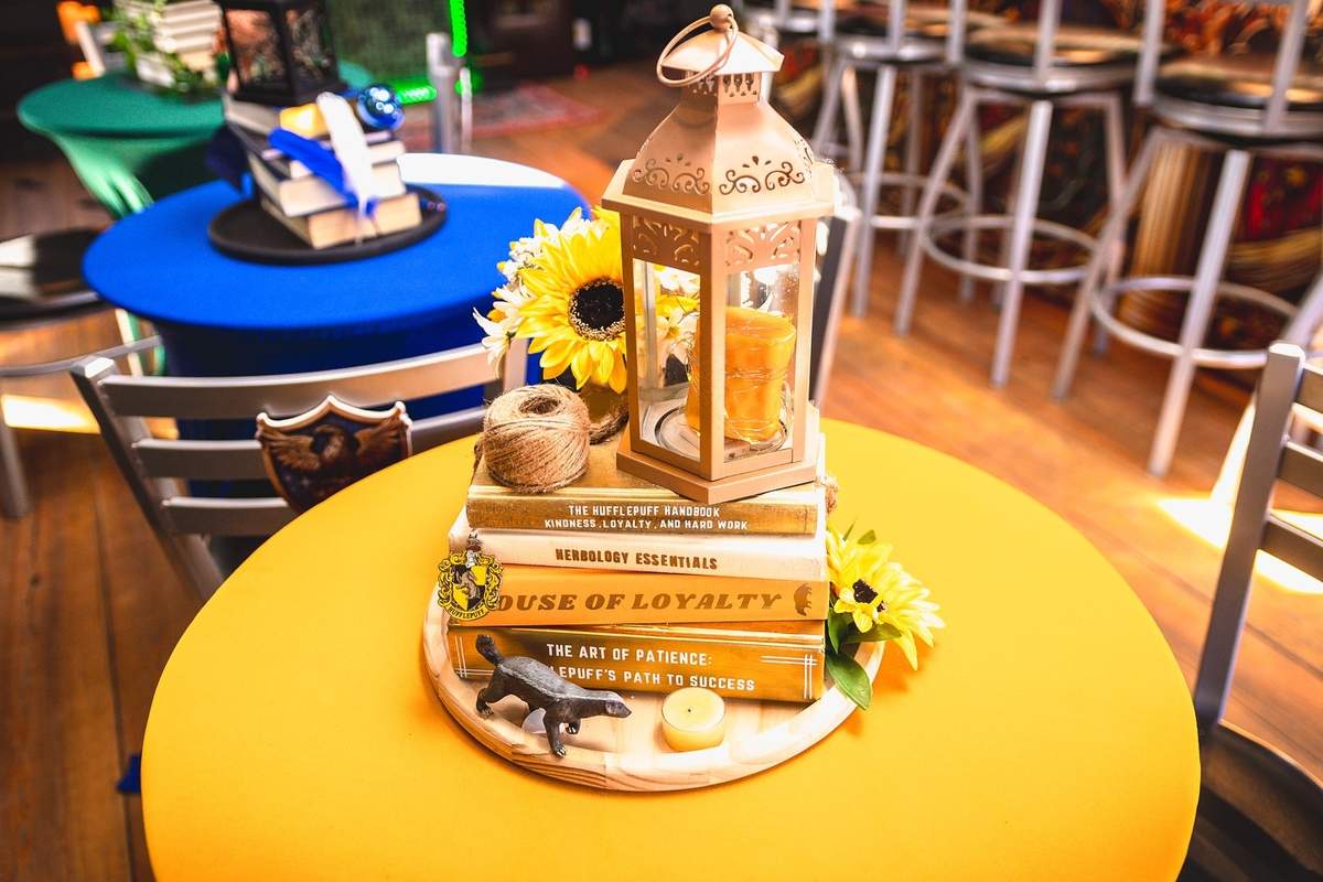 Harry Potter Pop-Up Bar Party Ideas | Photo 3 of 24 | Catch My Party