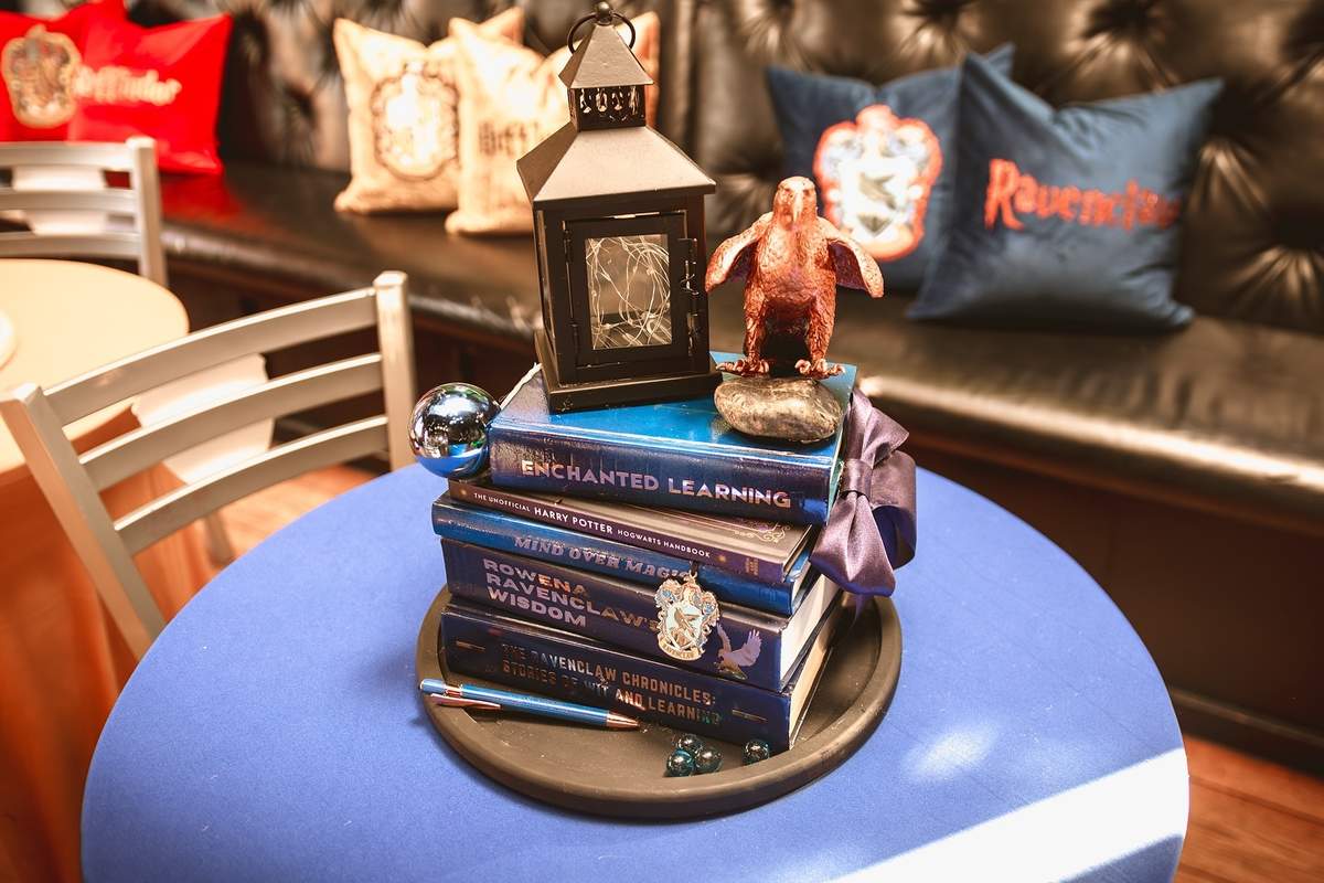 Harry Potter Pop-Up Bar Party Ideas | Photo 3 of 24 | Catch My Party