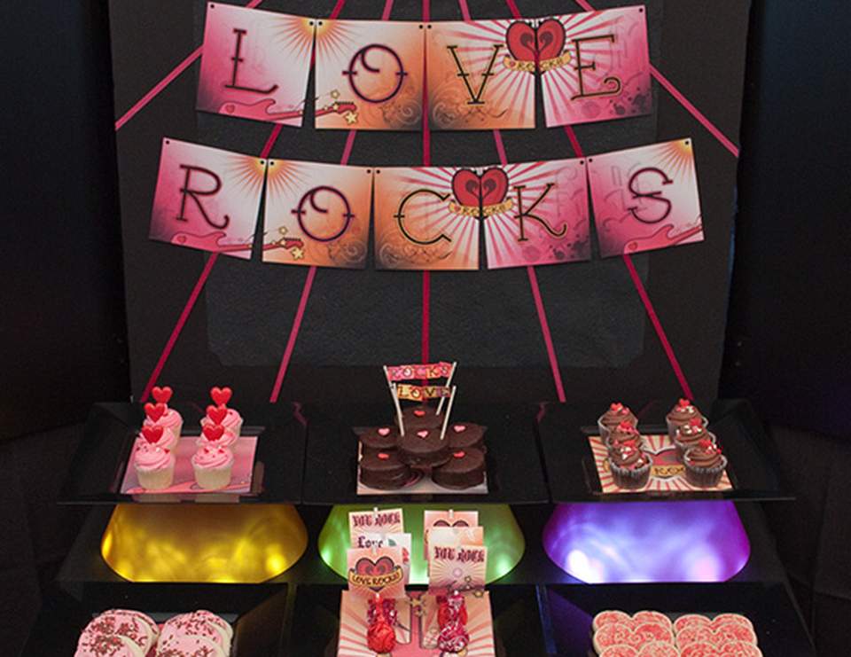 {inspiration party} A Rockin' Valentine's Party / Valentine's Day "Love ...