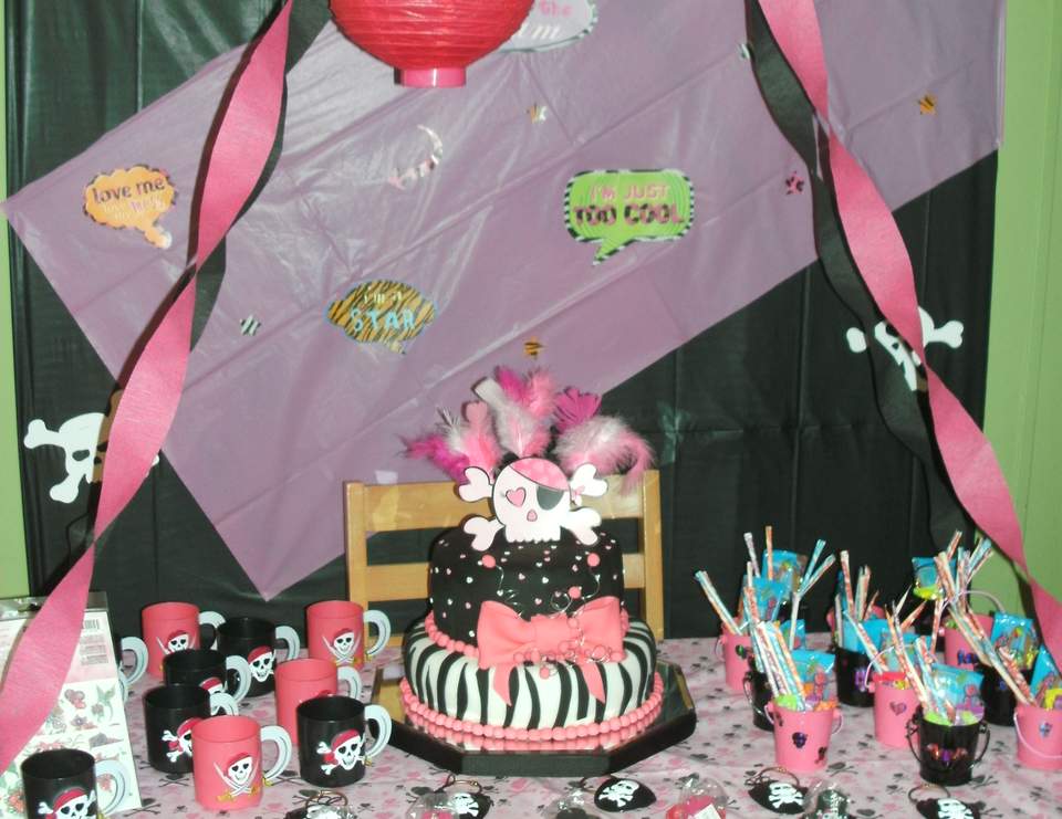 Skull Black and Pink / Birthday "My daughter's 11th birthday" | Catch ...