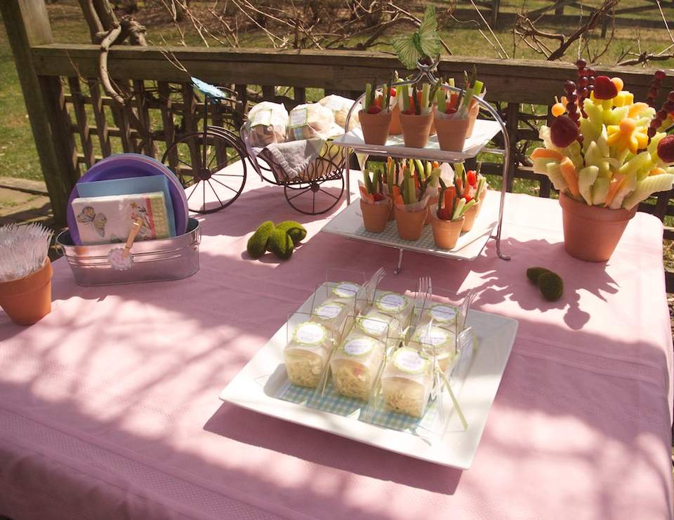 Garden / Birthday "Spring Fling Garden Party" | Catch My Party