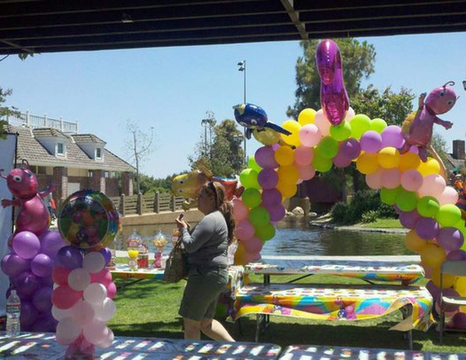 Backyardigans Pool Party