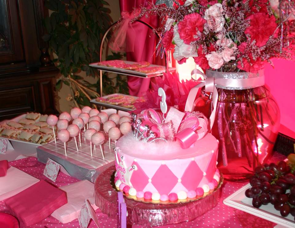 Pink Princess / Birthday "Malia's Pink Princess Party" | Catch My Party