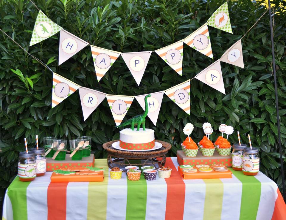 Dinosaurs / Birthday "Dino Dig Birthday Party" | Catch My Party