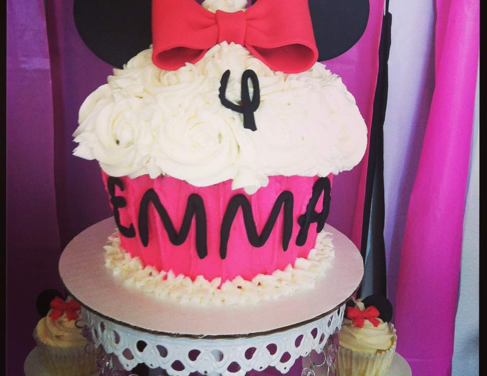 Minnie Mouse / Birthday "Emma's Minnie Mouse 4th Birthday" | Catch My Party