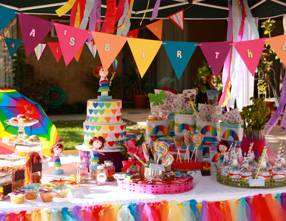 Rainbows & Colors / Birthday "Rainbow 1st birthday" | Catch My Party