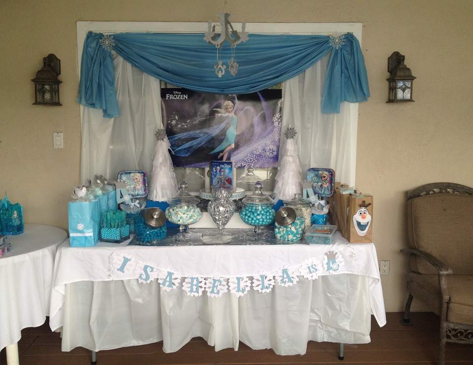 Elsa Ice Crystals / Birthday "Frozen Party" | Catch My Party