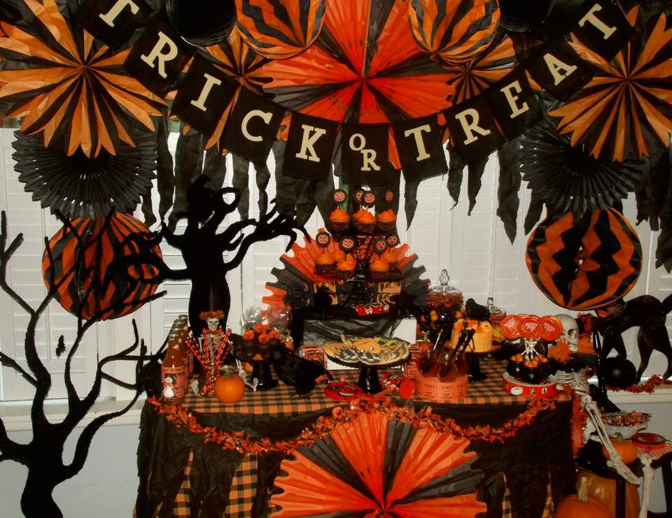 Halloween / Halloween "Vintage Halloween Party" | Catch My Party
