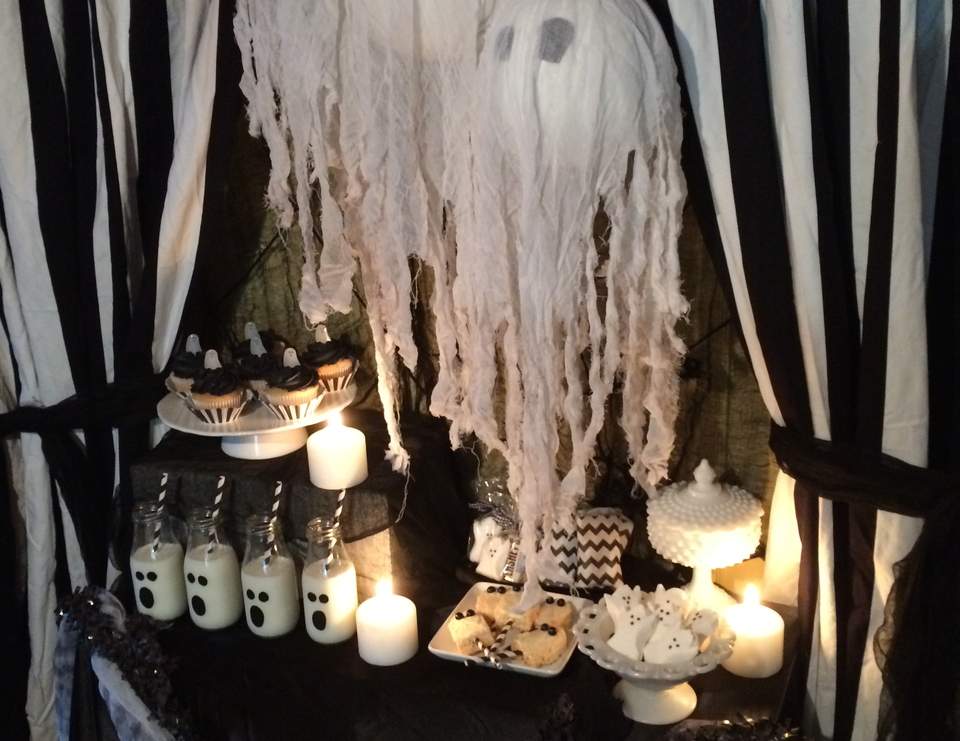 Ghost / Halloween "Little Ghost Party" | Catch My Party