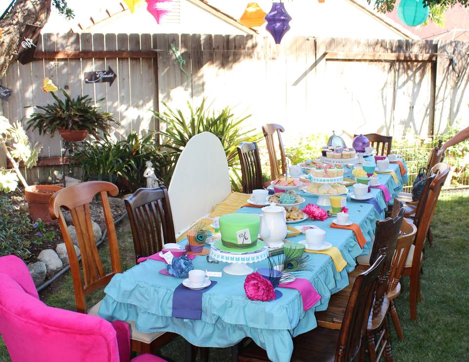 Alice in Wonderland / Birthday "Alice in Wonderland Birthday Party ...