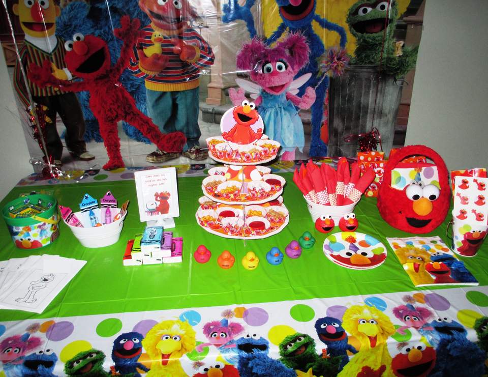 Elmo / Birthday "An Elmo Extravaganza" | Catch My Party