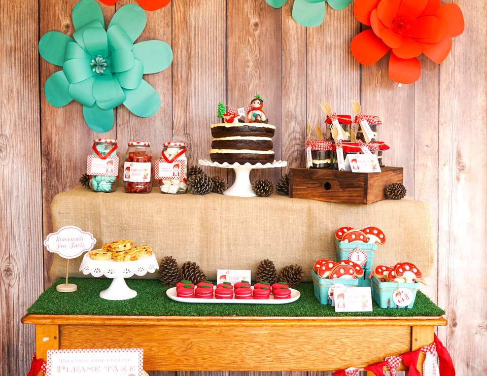 Red Riding Hood Picnic Party / Birthday "Hannah's Red Riding Hood ...