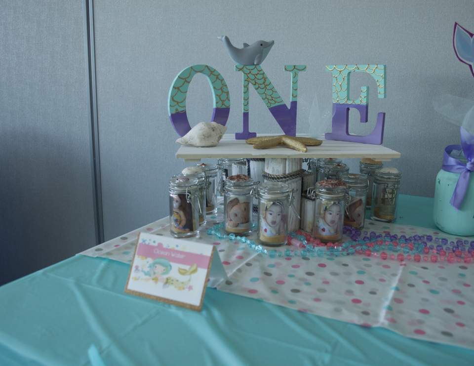 Mermaids / Birthday "Jay's Awesome Birthday Mermaid Aquarium Party ...